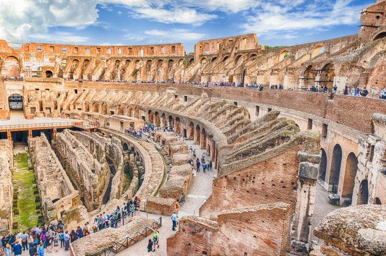 Visiter le Colisée de Rome : merveille du monde - TRVLR